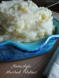 Homestyle Mashed Potatoes - Cozy Country Living